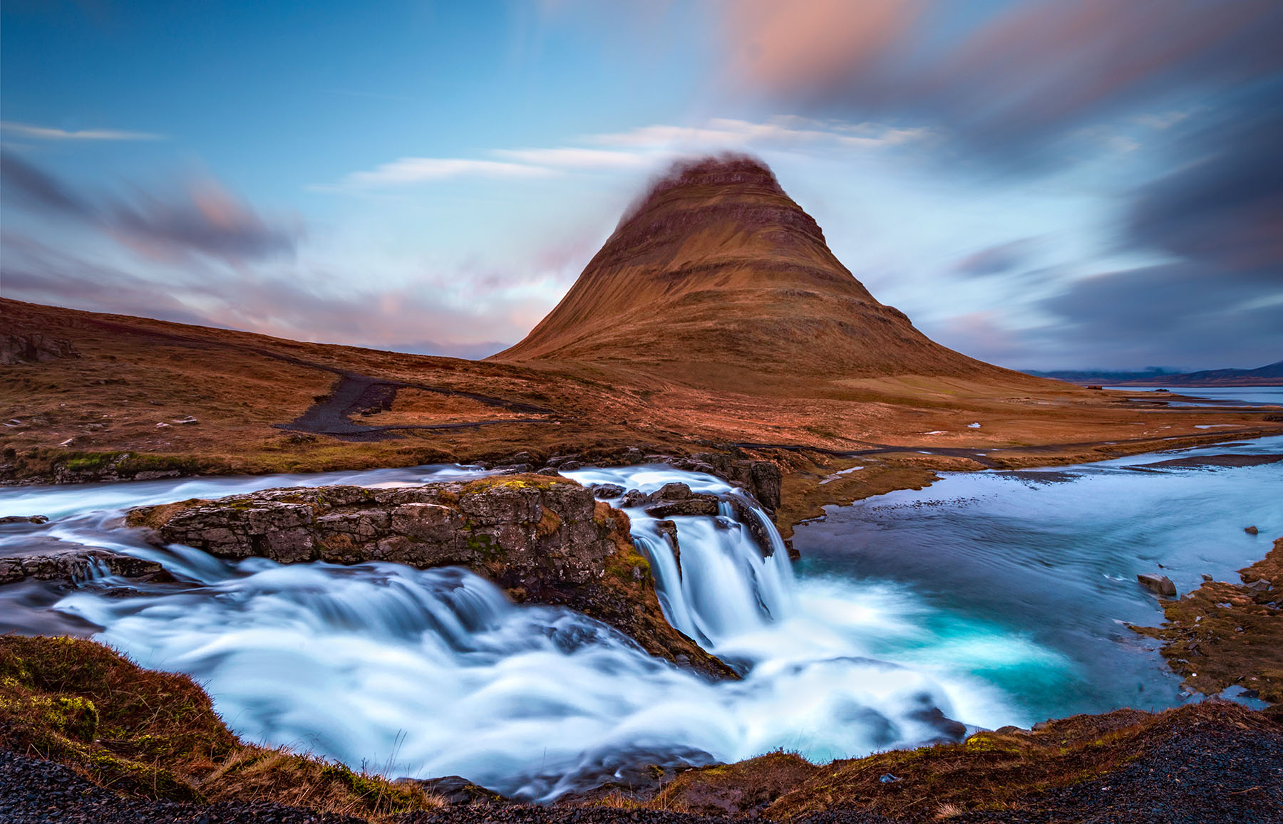 Potopisni ponedeljki v živo: Islandija & Hostel Celica